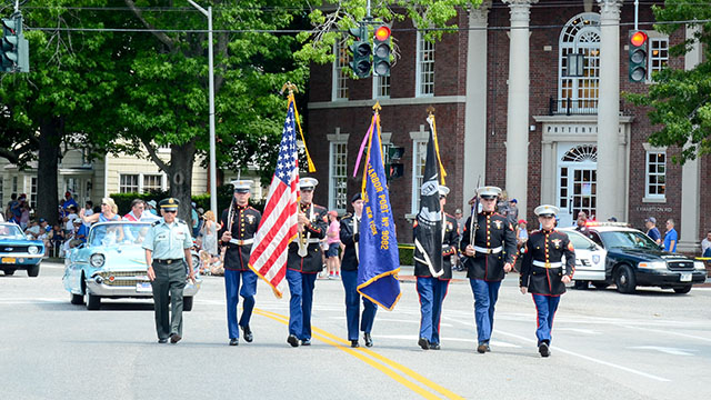 Live Coverage Of The 4th Of July Parade In Southampton Village To ...