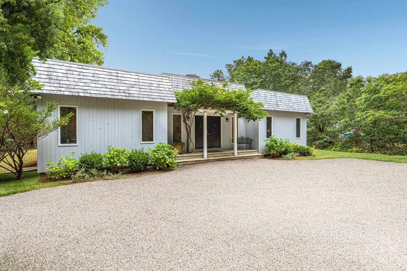 Wainscott Wonder - Hamptons.com
