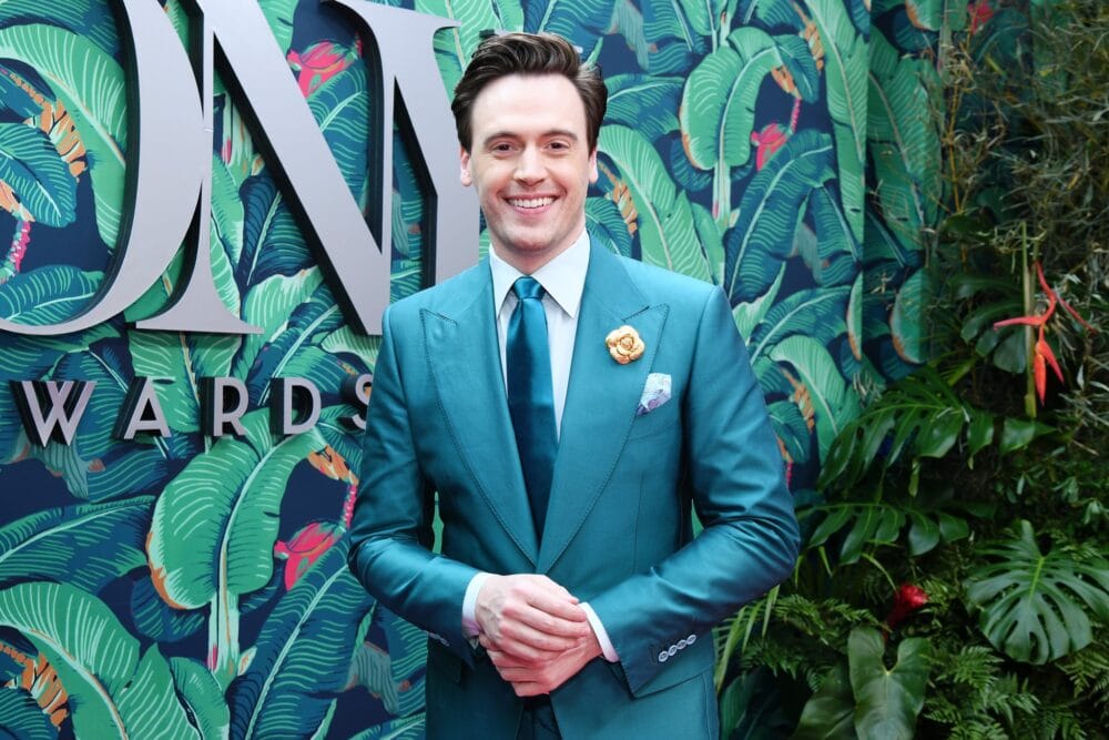 Actor Erich Bergen Discusses “Dial M for Murder” at Bay Street Theater ...