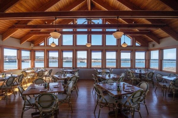 The Inlet Seafood & Dock, An Unchanged Gem in Montauk - Hamptons.com